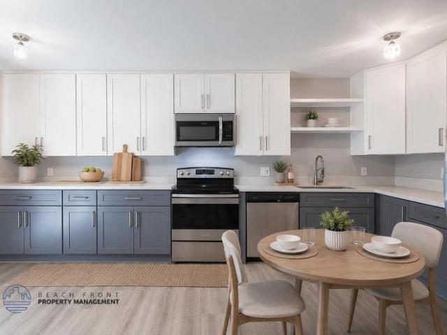 2 Br, 1 bath, Apartment 1821 E 5th St
