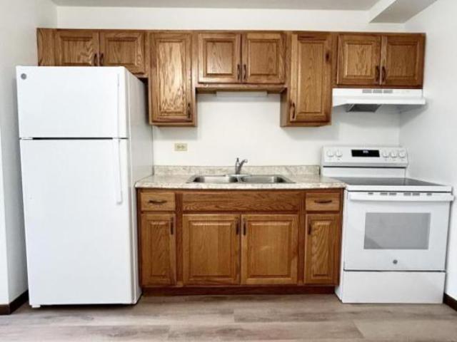 2 Br, 1 bath, Apartment 1829 Austin Avenue
