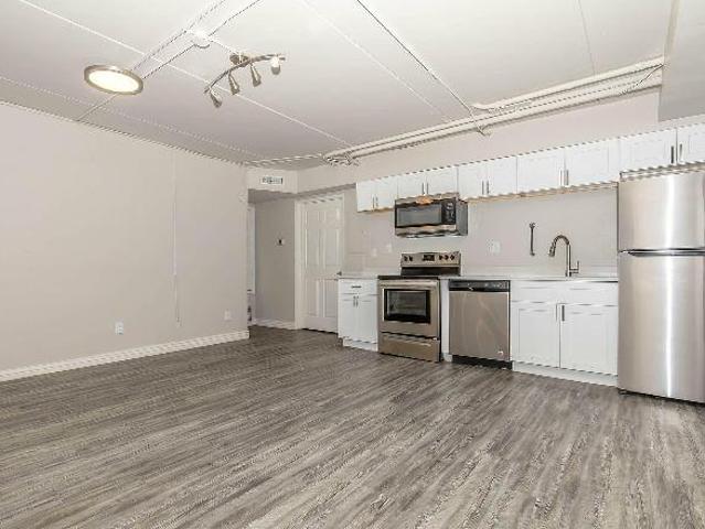 2 Br, 1 bath, Apartment 1920 North 1st Ave