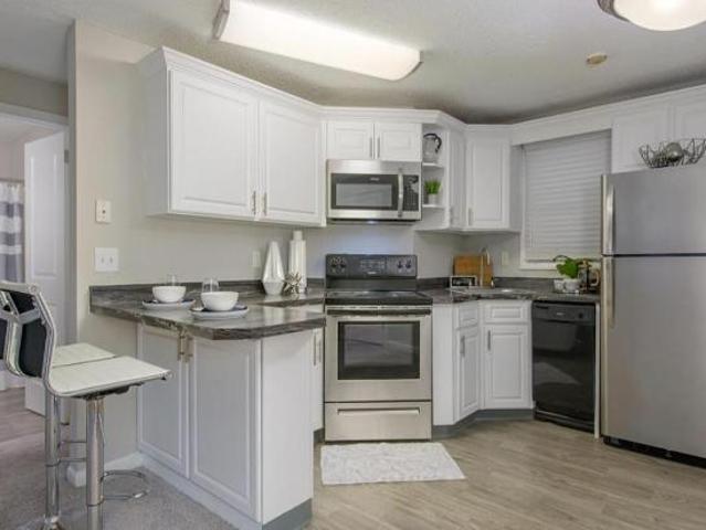 2 Br, 1 bath, Apartment 19 Lockhouse Road