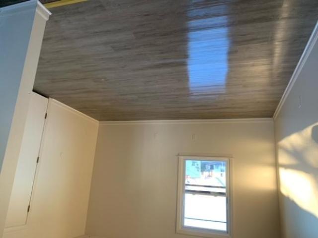 2 Br, 1 bath, Apartment 2017 North Main Street