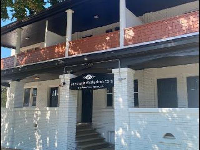 2 Br, 1 bath, Apartment 216 King Street South