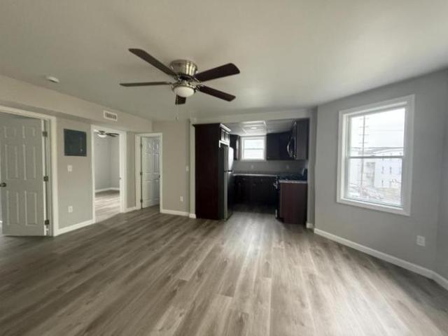 2 Br, 1 bath, Apartment 225 Davis St