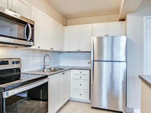 2 Br, 1 bath, Apartment 225 Van Horne Ave