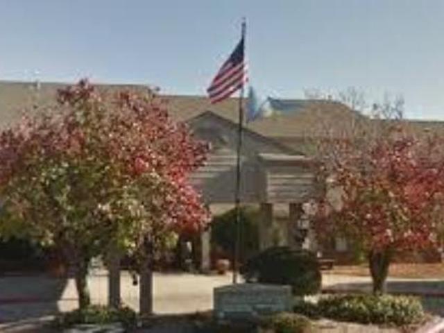 2 Br, 1 bath, Apartment 2200 W Wellington St