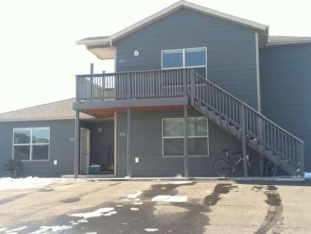 2 Br, 1 bath, Apartment 235 Northgate Loop
