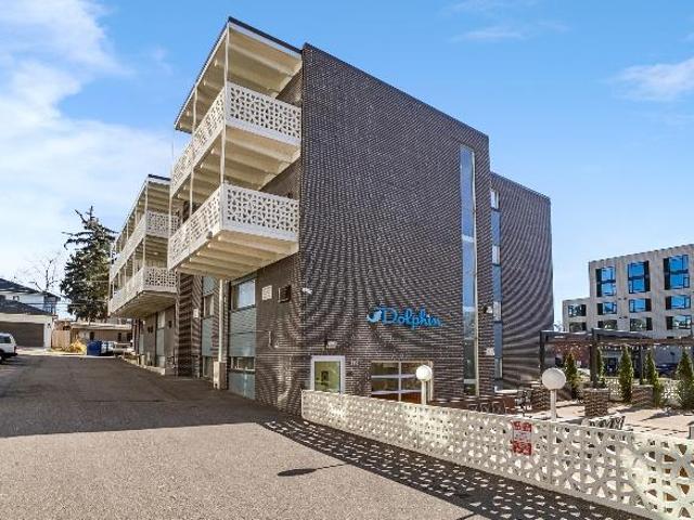 2 Br, 1 bath, Apartment 2390 South University Boulevard