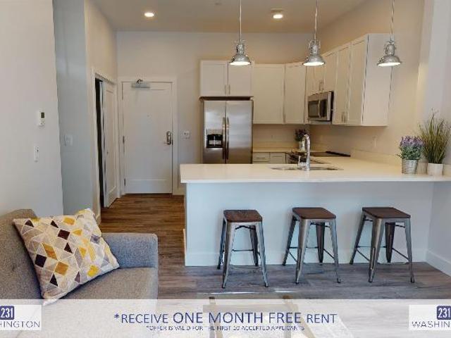 2 Br, 1 bath, Apartment 231 Washington St