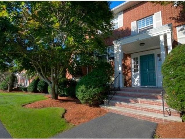 2 Br, 1 bath, Apartment 23 Pratt Avenue