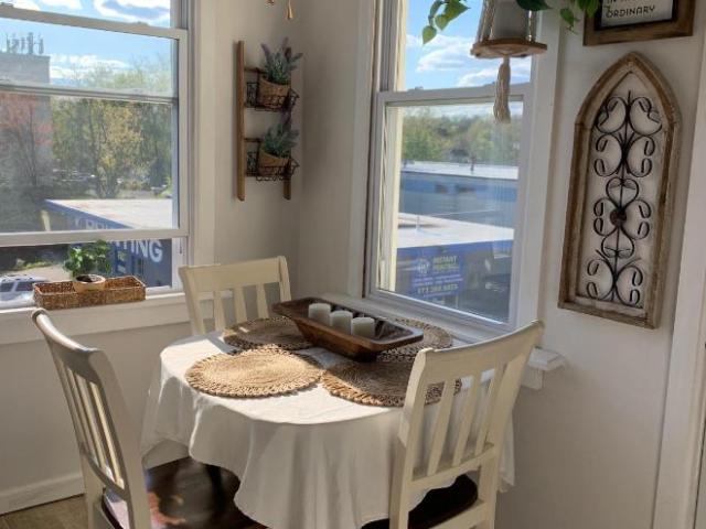 2 Br, 1 bath, Apartment 245 East Blackwell Street