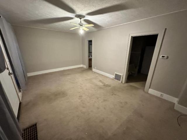 2 Br, 1 bath, Apartment 240 7th Avenue