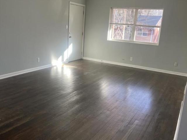 2 Br, 1 bath, Apartment 2410 Benjamin E Mays Dr SW