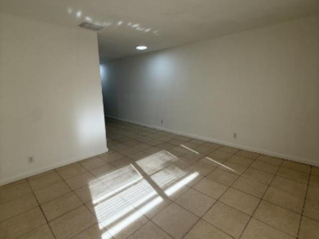 2 Br, 1 bath, Apartment 2412 NW 9th Avenue