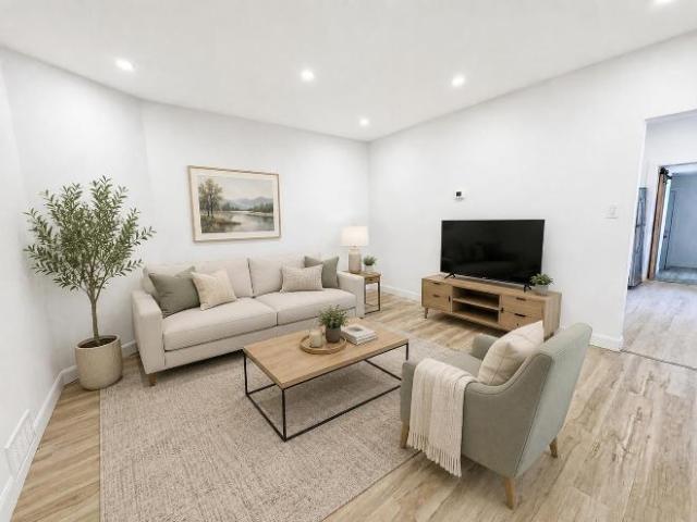 2 Br, 1 bath, Apartment 24 Cayuga St