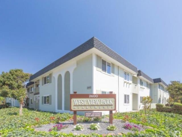 2 Br, 1 bath, Apartment 2600 Decoto Road