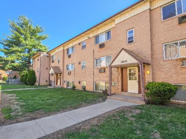 2 Br, 1 bath, Apartment 2600 Jefferson Street