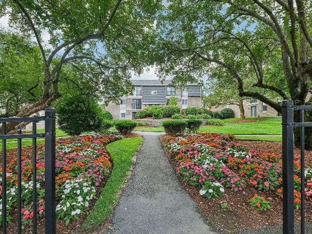 2 Br, 1 bath, Apartment 26 Park Street Office Located At 1 River Place