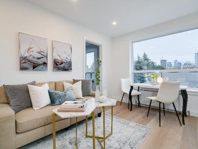 2 Br, 1 bath, Apartment 2707 Yonge Street