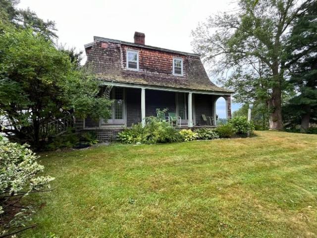2 Br, 1 bath, Apartment 285 US Route 1