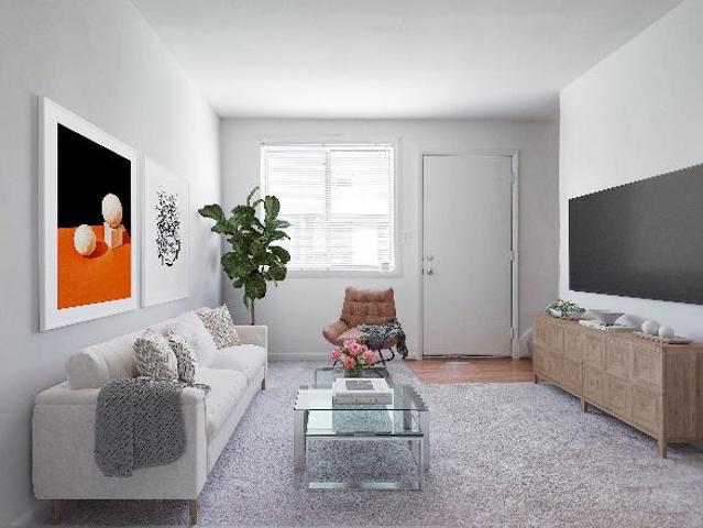 2 Br, 1 bath, Apartment 2868 Potee Street