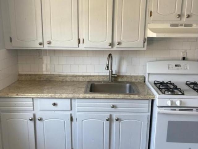 2 Br, 1 bath, Apartment 280 5th St