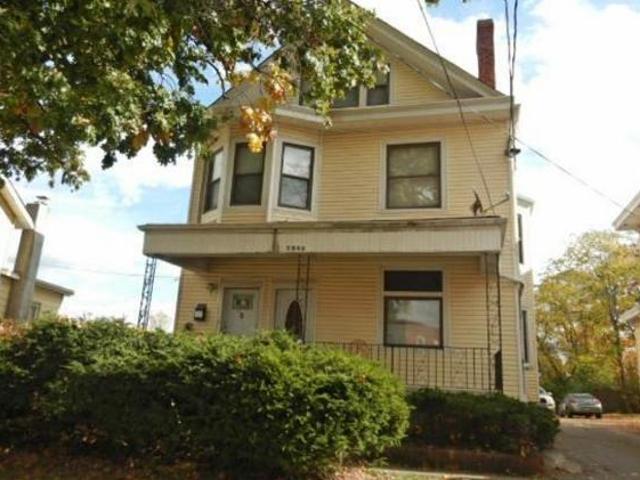 2 Br, 1 bath, Apartment 3054 Mchenry Avenue