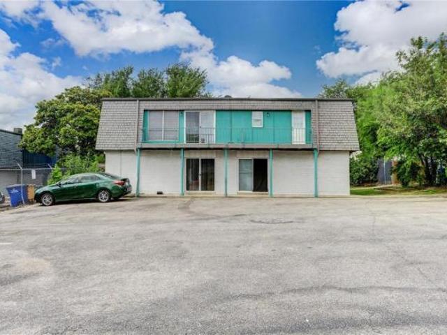 2 Br, 1 bath, Apartment 305 E Croslin St