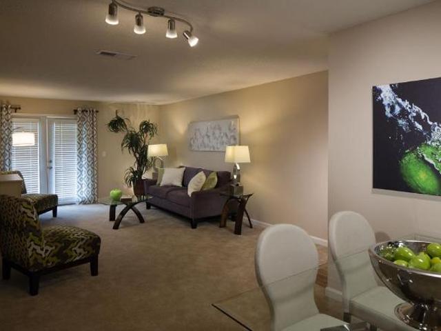 2 Br, 1 bath, Apartment 3073 Cedar Creek Parkway