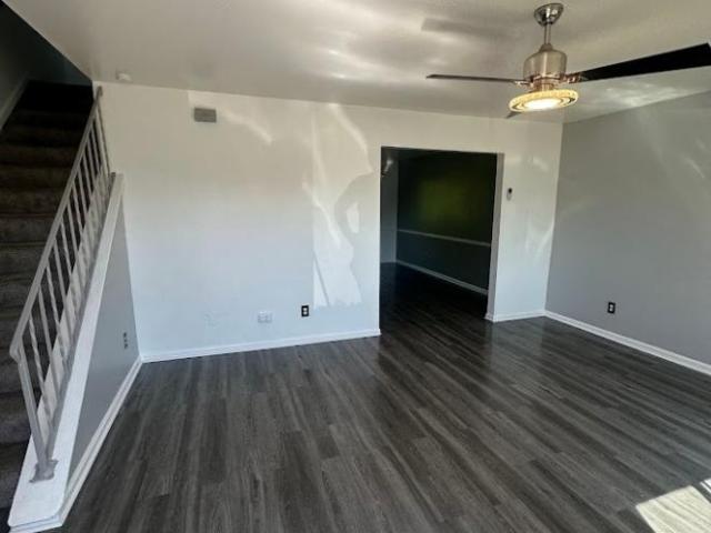 2 Br, 1 bath, Apartment 3000 Benchwood Road