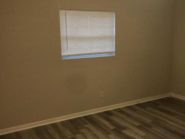 2 Br, 1 bath, Apartment 3021 Cusseta Rd