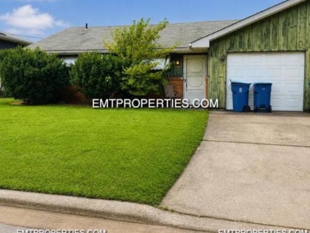 2 Br, 1 bath, Apartment 3024 Meister