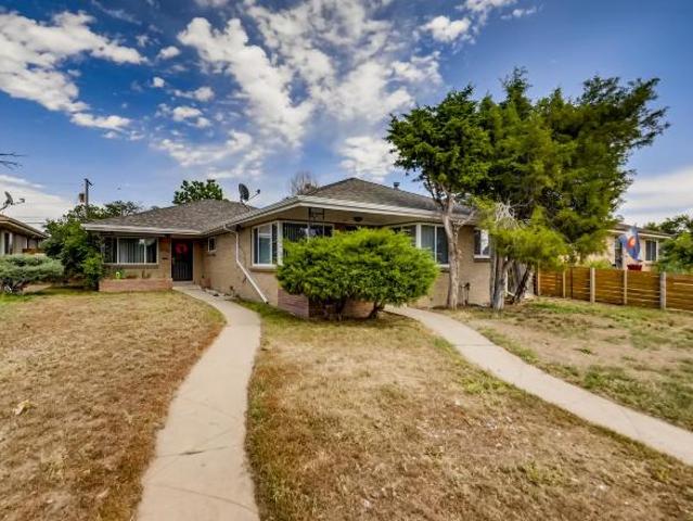 2 Br, 1 bath, Apartment 3214 Ivy St