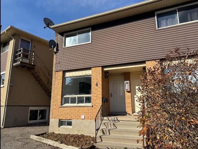 2 Br, 1 bath, Apartment 32 Ralgreen Crescent