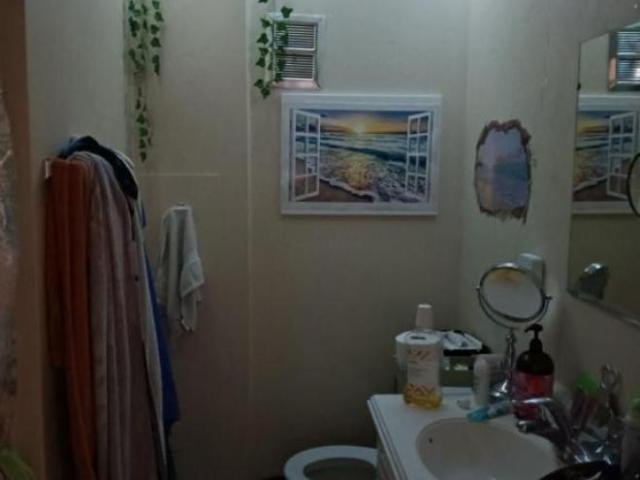2 Br, 1 bath, Apartment 33 W Middle St
