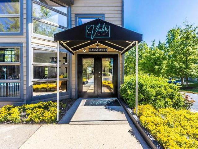 2 Br, 1 bath, Apartment 3411 Gateshead Manor Way