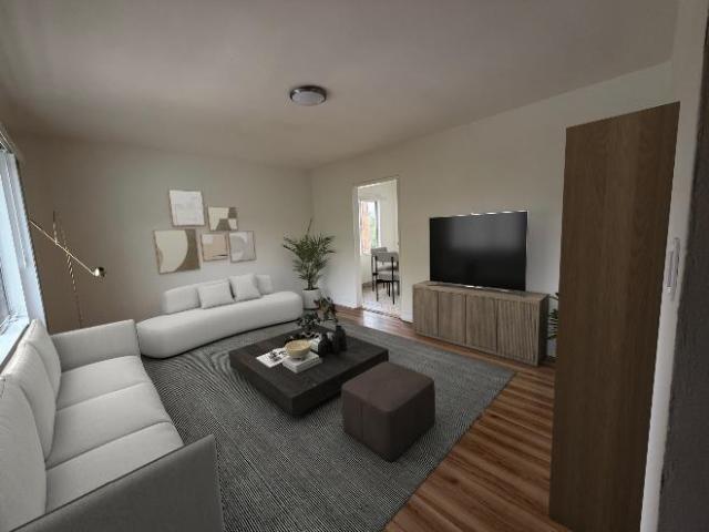 2 Br, 1 bath, Apartment 3420 Federal Ave