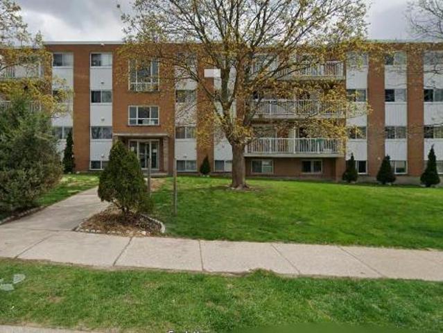 2 Br, 1 bath, Apartment 350 Regina Street North