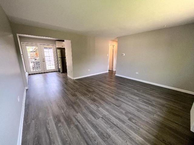 2 Br, 1 bath, Apartment 3741 Oak Street