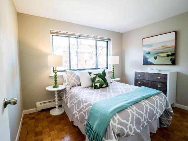 2 Br, 1 bath, Apartment 375 Harvard Street