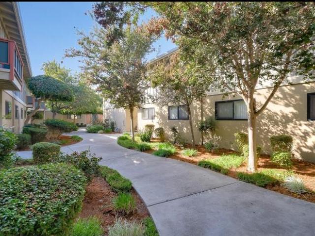 2 Br, 1 bath, Apartment 37711 Fremont Blvd