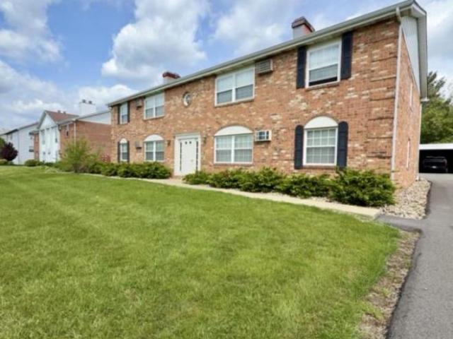 2 Br, 1 bath, Apartment 3718 Indian Run Dr