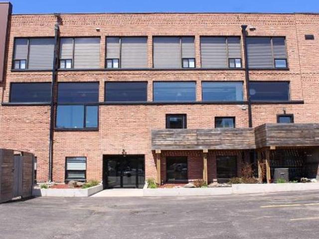 2 Br, 1 bath, Apartment 37 Cumberland Street South
