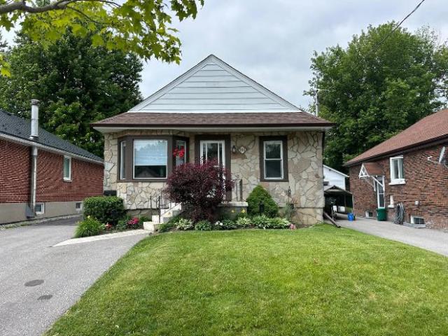 2 Br, 1 bath, Apartment 390 Division Street