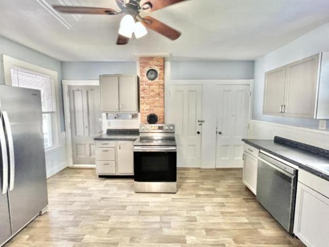 2 Br, 1 bath, Apartment 7 High St