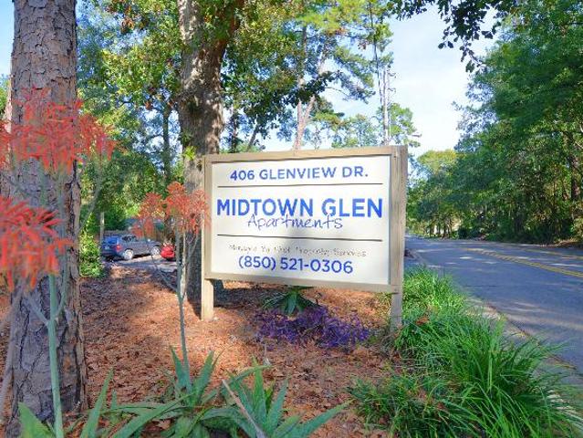 2 Br, 1 bath, Apartment 406 Glenview Drive
