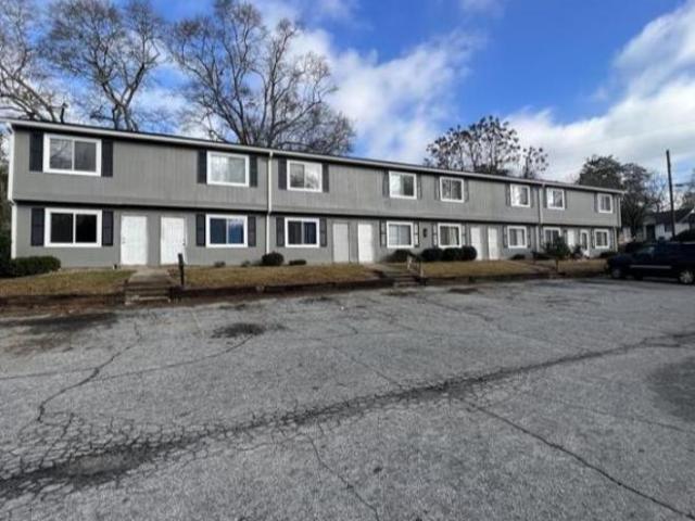 2 Br, 1 bath, Apartment 415 N 18th St