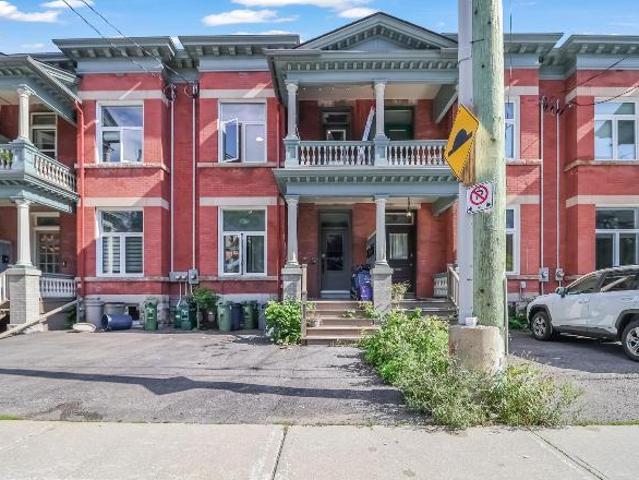 2 Br, 1 bath, Apartment 454 Mcleod Street