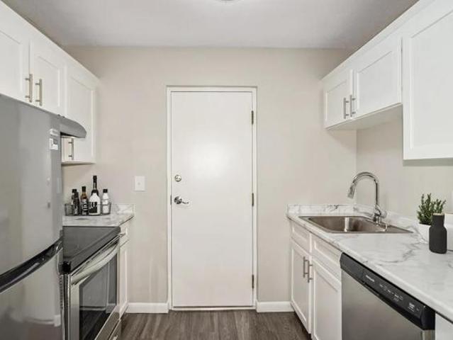 2 Br, 1 bath, Apartment 45 Wheeler Circle