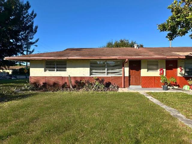 2 Br, 1 bath, Apartment 4872 Serafica Drive