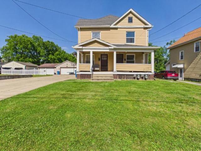 2 Br, 1 bath, Apartment 49 Prospect St